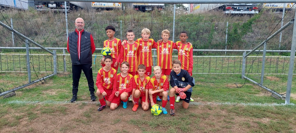 Groupe U13/U12 -Olympique Le Coteau Groupe U13/U12 -Olympique Le Coteau